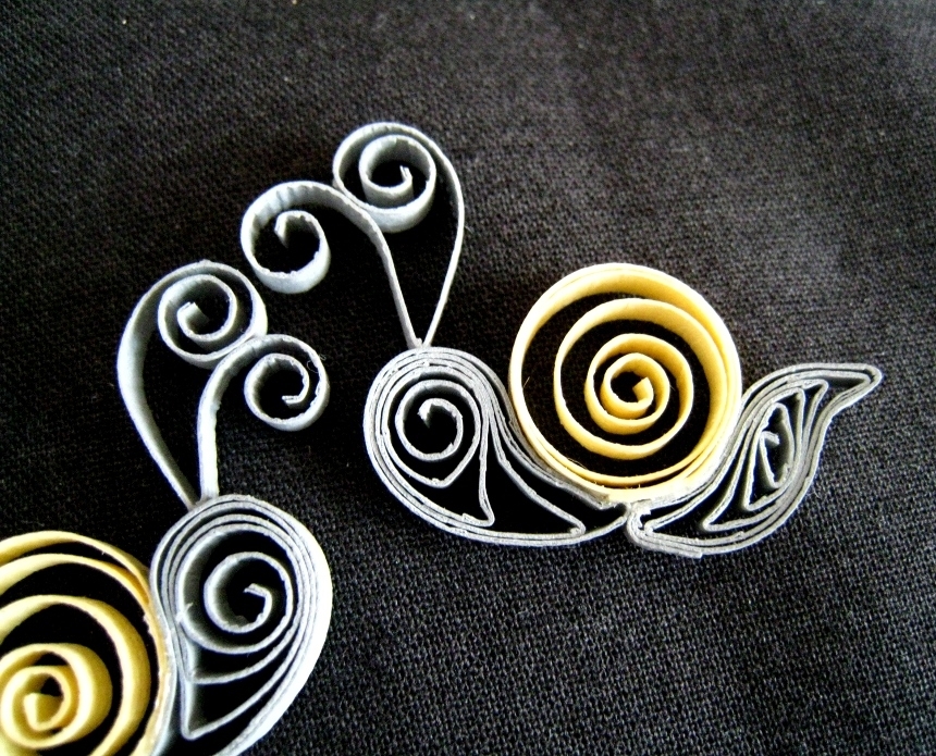 Bitty Bugs - Two Quilled Mini Snails - Yellow by Fairy Cardmaker